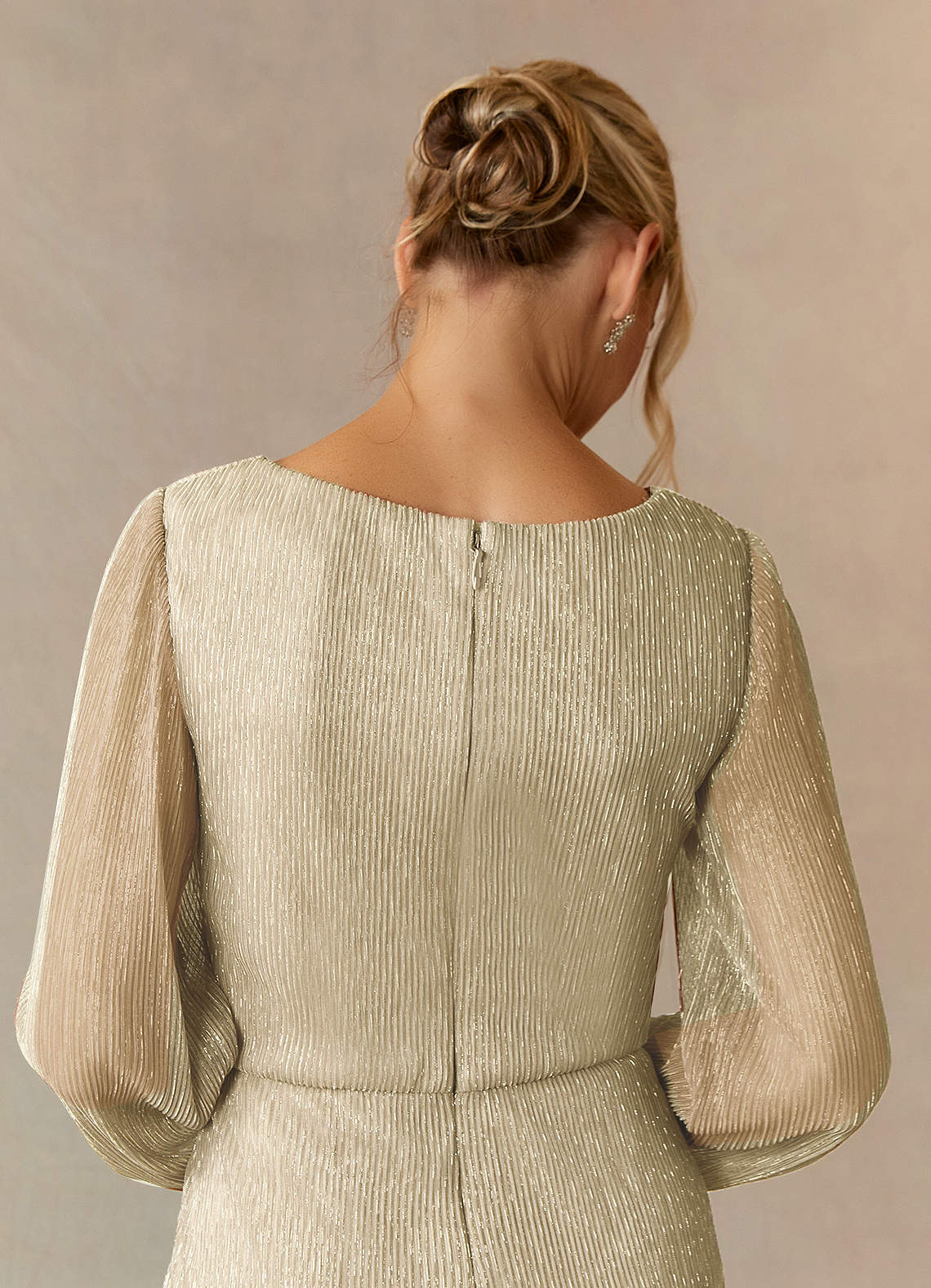 Upstudio Winslow Champagne A-Line V-Neck Pleated Metallic Mesh Dress ...