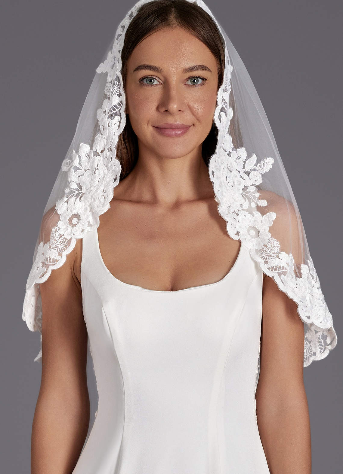 Persila Lace Waist Length Veil | Azazie AU