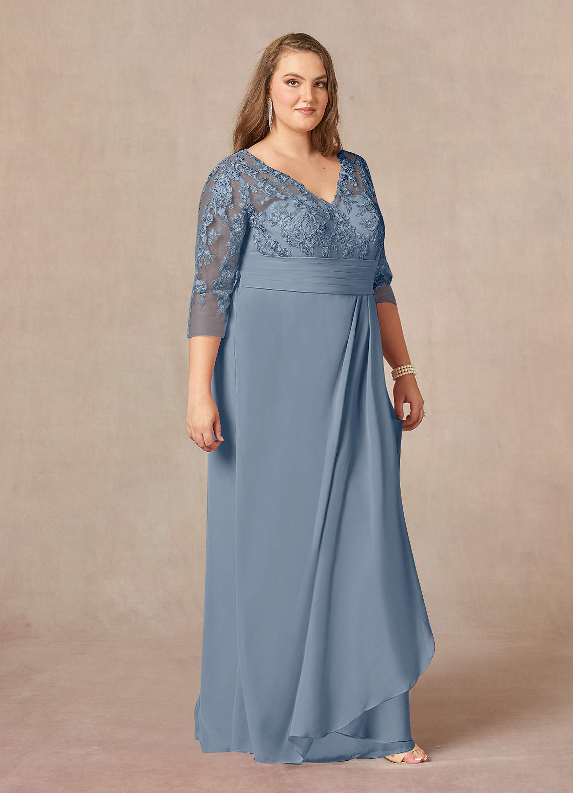 Twilight Azazie Joan Twilight Sheath V-Neck Lace Chiffon Dress | Azazie