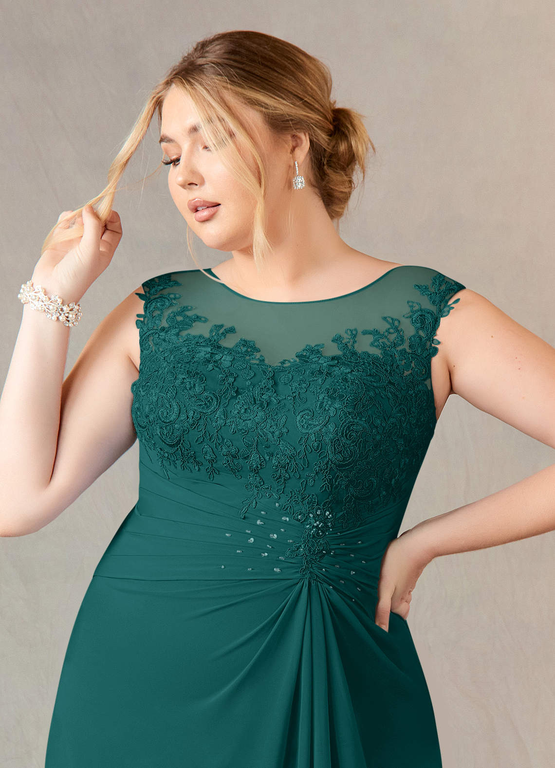 Peacock Azazie Endora A-Line Scoop Lace Chiffon Asymmetrical Dress | Azazie