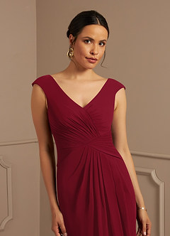 Bourgogne Azazie Sally Robe A-ligne Col V plissé Longueur ras du sol ...